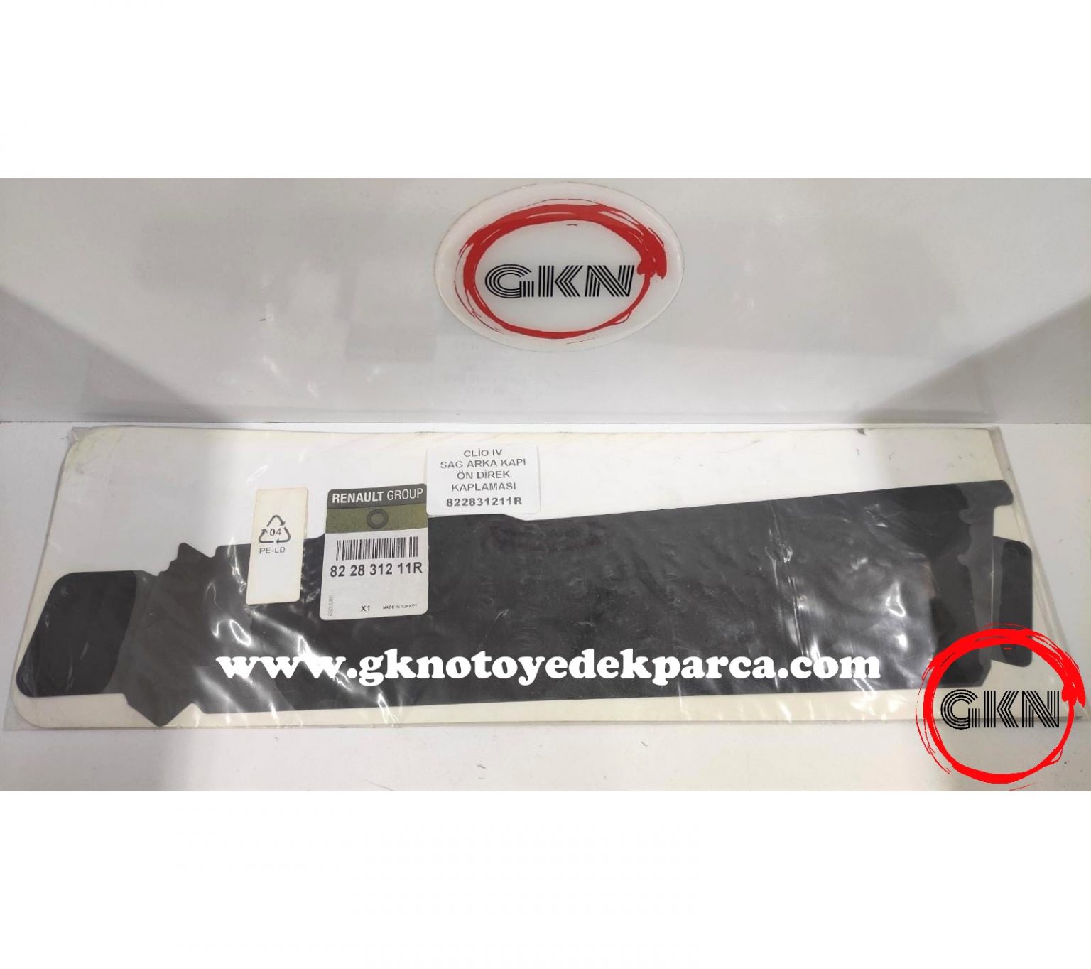 SAĞ ARKA KAPI ÖN DİREK KAPLAMASI CLİO IV 822831211R « GKN OTO YEDEK PARÇA