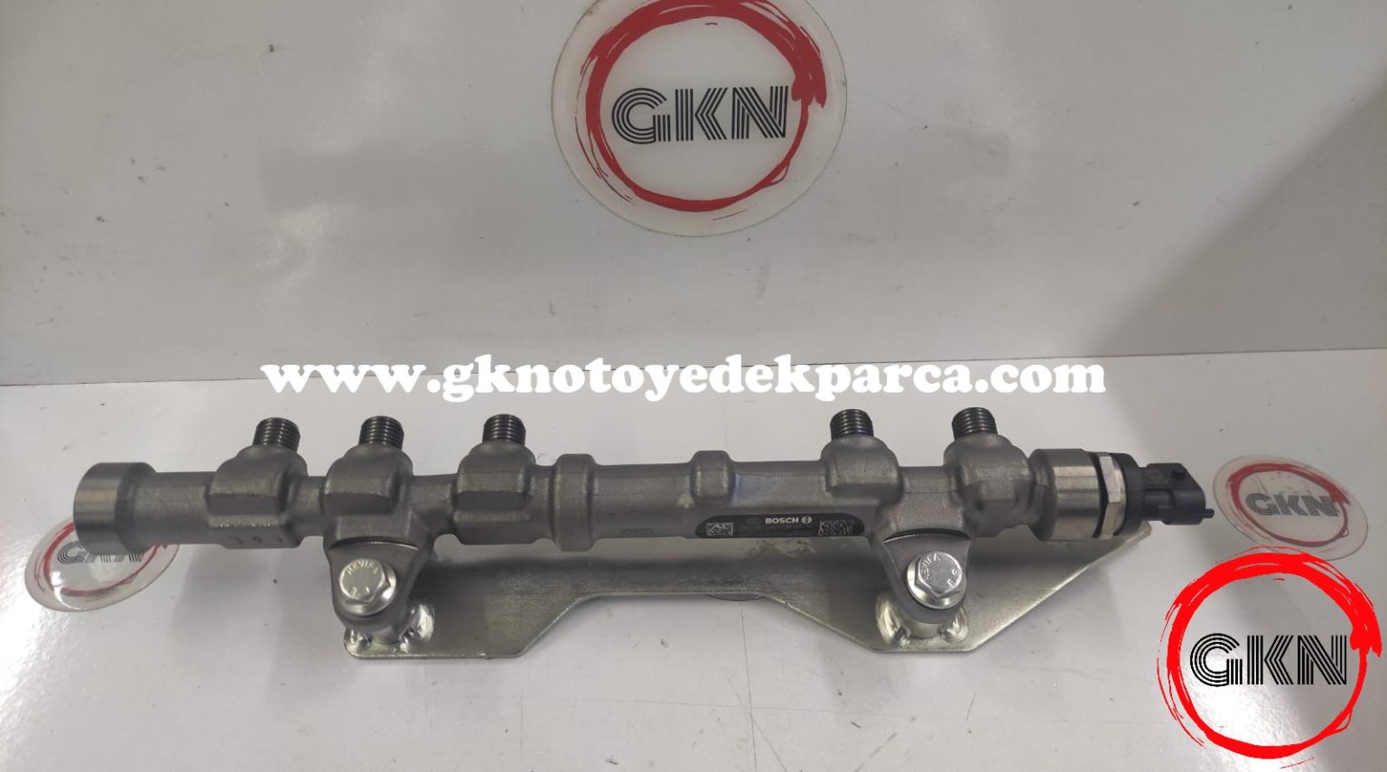 ENJEKTÖR RAMPASI (MÜŞÜRLÜ) (BAĞLANTI AYAKLI) GRANDEPUNTO EGEA DOBLO 1.3 ...